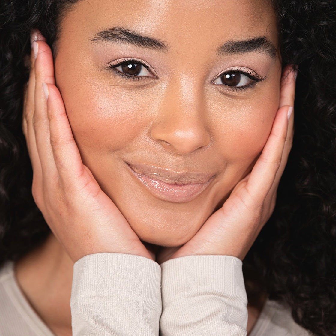 7 Beauty Sleep Hacks You Might Not Be Aware Of – Shine Cosmetics